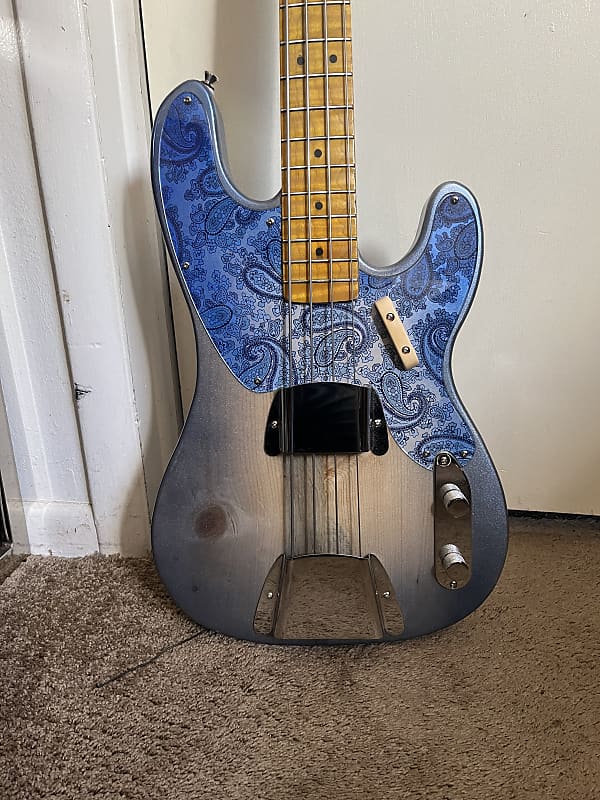 Rumley Western Telecaster bass - Metallic agave burst | Reverb