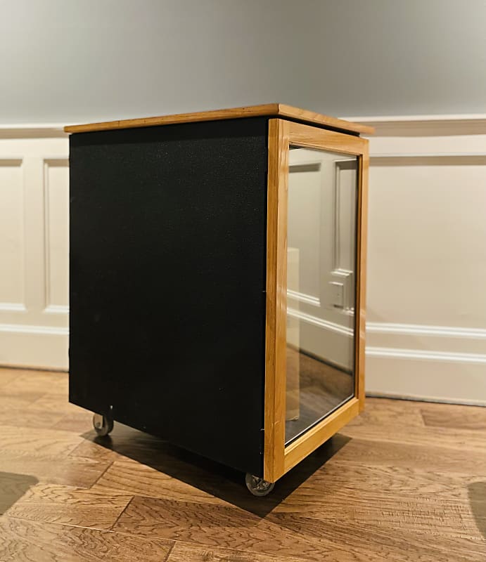 Sound Construction And Supply Iso Box 20U Early serial - | Reverb