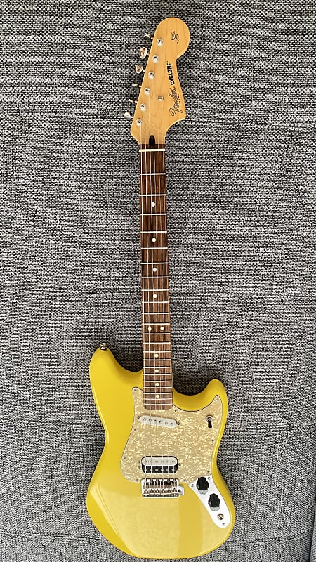 Fender Deluxe Series Cyclone | Reverb