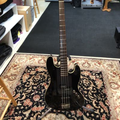 Fender Aerodyne 32” Scale Bass Custom | Reverb