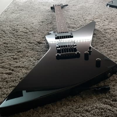 ESP Explorer Custom 1997 Black | Reverb