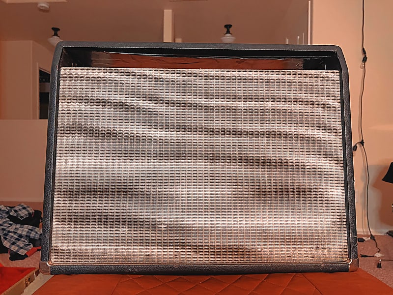 Fender Empty Vibrolux Reverb Custom Speaker cabinet 1995 - | Reverb