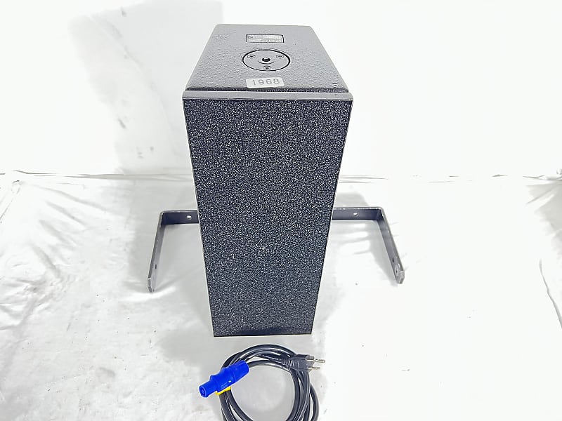 Meyer Sound UPM-1P Compact Self-Powered Speaker W/Yoke/Power | Reverb