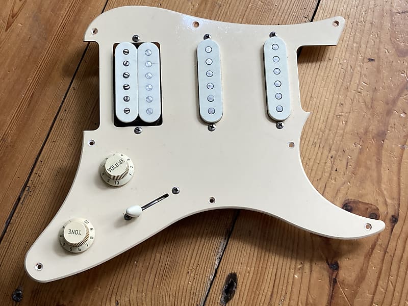 Yamaha Pacifica 112 Electric Guitar Loaded Scratchplate | Reverb UK