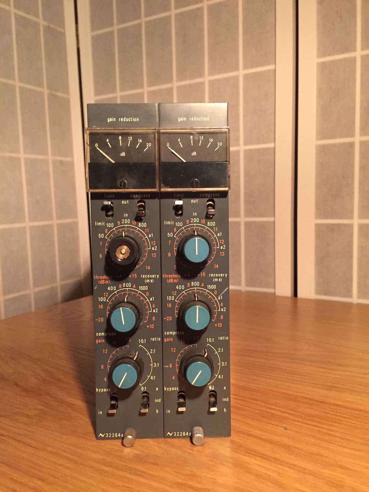Neve 32264a Compressor Limiter Pair | Reverb