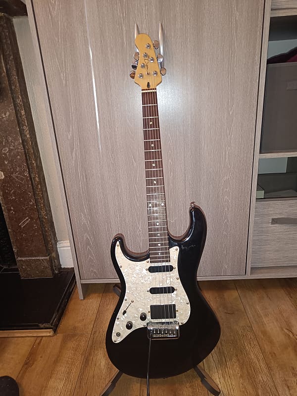 Left handed Dean Avalanche made in Korea - RARE! Free UK | Reverb