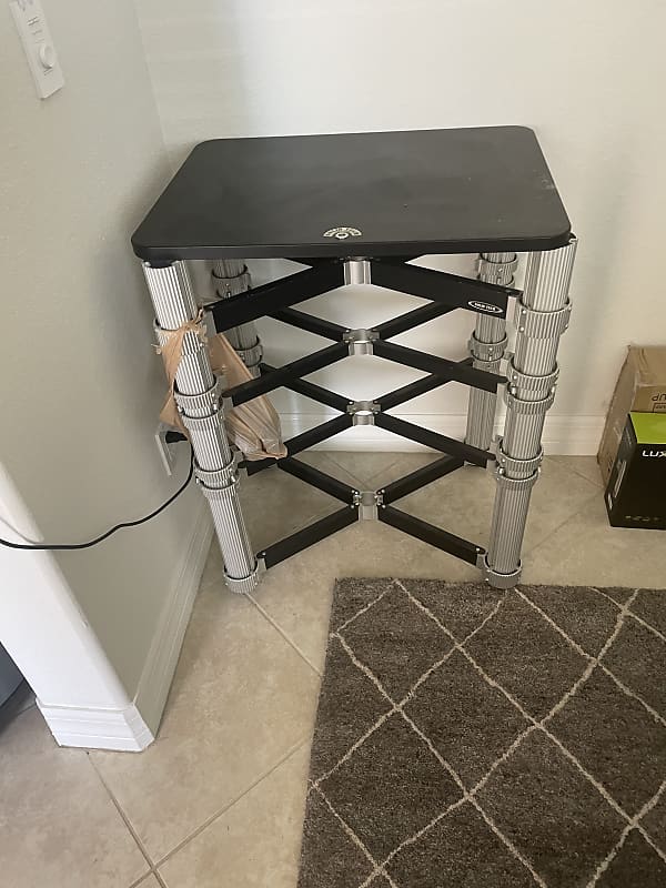 Solid Tech Rack of Silence 4 Black and silver | Reverb