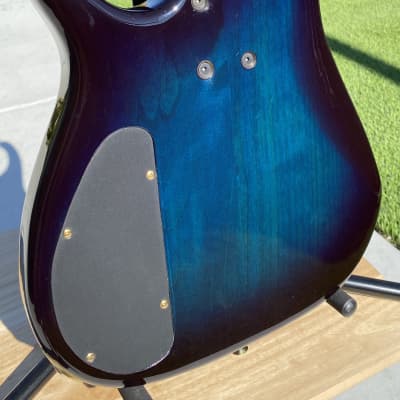 Modulus Quantum 5 5-String Bass Guitar, Q5, Graphite Neck | Reverb