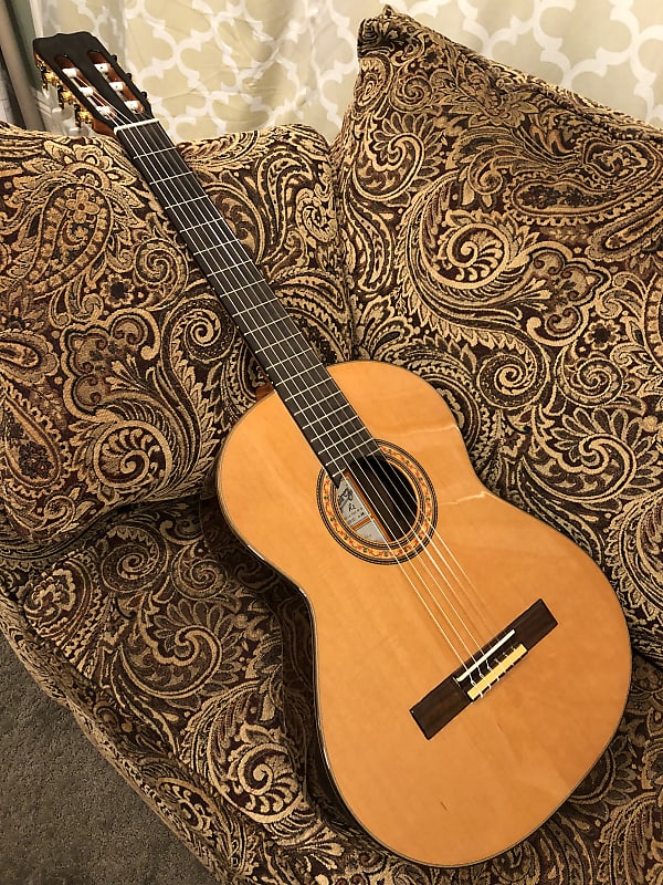 Jose Ramirez R2 2010 - Cedar Top, Indian Rosewood | Reverb