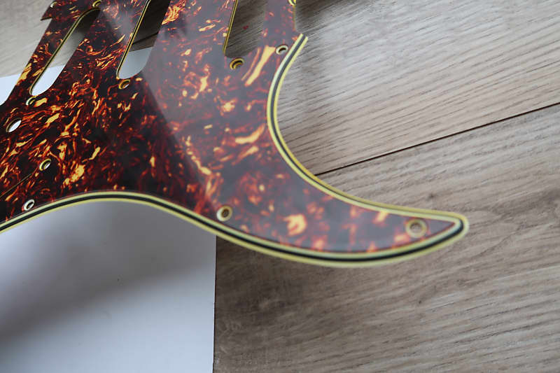 Fender Stratocaster Tortoise / Relic Aged '59-'62 Tortoise | Reverb