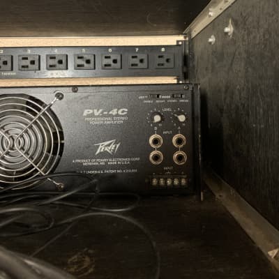 Peavey PV-4C Vintage Rack Mount Amplifier with Flight Case | Reverb