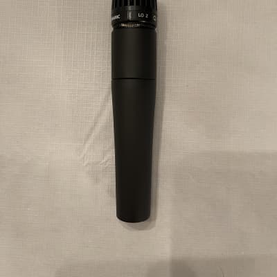 Zoom R20 Multi-Track Recorder Bundle with Never Used Shure | Reverb