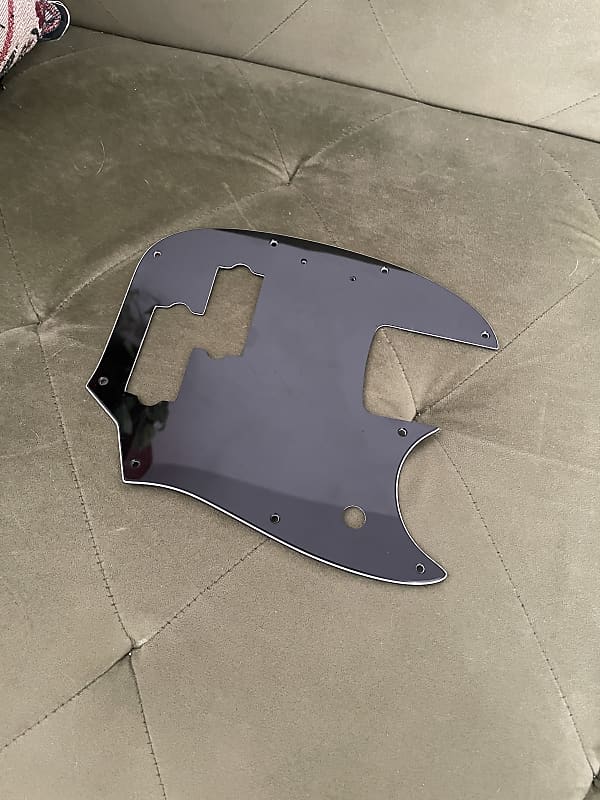 Fender Mustang Bass Pickguard 3-Ply | Reverb