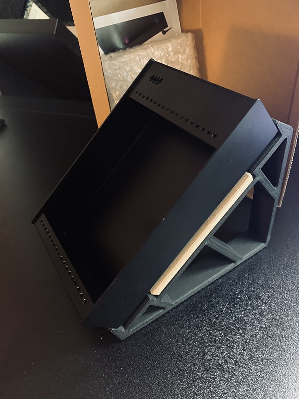 4ms Company Pod20 powered + 3D waves stands | Reverb