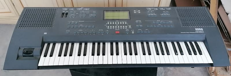 Korg is 50 B Workstation 61 Tasti Tastiera | Reverb