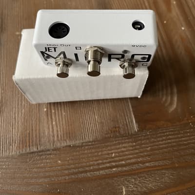 JET Micro White | Reverb