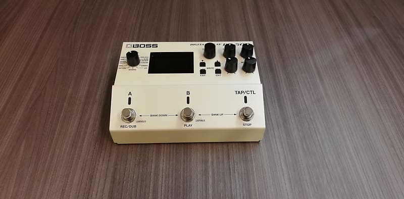 Boss Digital Delay DD-500 | Reverb