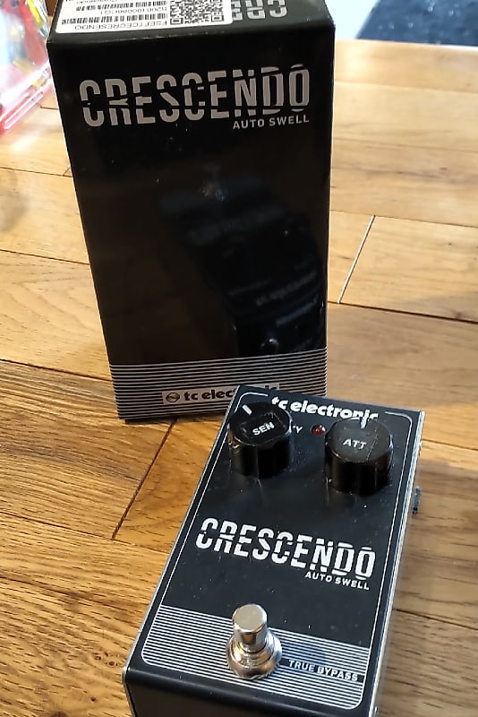 used TC Crescendo Auto Swell Effects Pedal | Reverb
