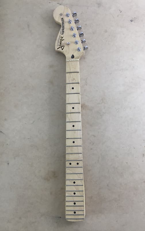 Vintage 70s Style Licensed by Fender Rock Maple Reverse | Reverb UK