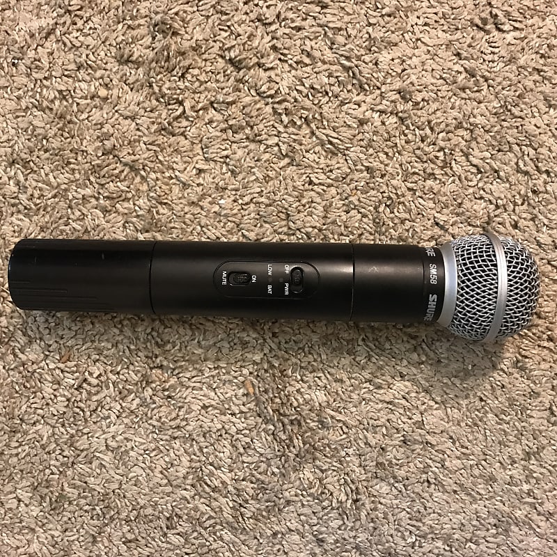 Shure SM58 Microphone with T2 Vocal Artist Transmitter | Reverb