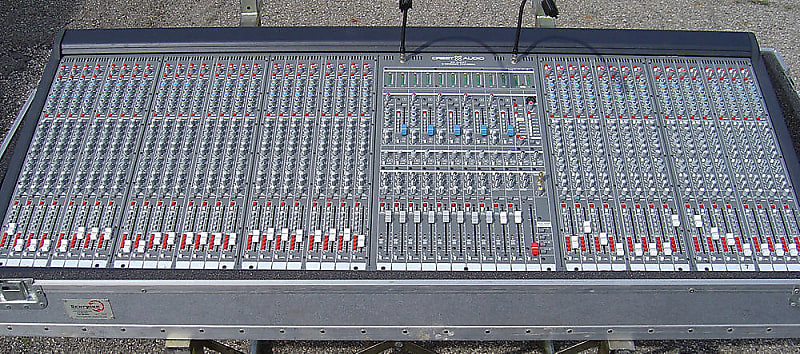 CREST HP40 40-Channel Mixer with Road Case | Reverb