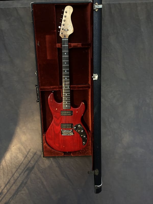 G&L F 100 Series II Red | Reverb