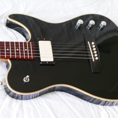 Guild (CR-01 Crossroads) 1994 - Black Edition | Reverb