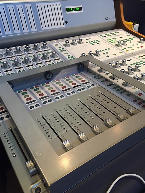 Icon-tray D-Command Sliding Script Tray | Reverb Australia