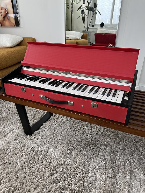 1960s Unknown Electric Reed Organ Keyboard - Two-Tone Red & | Reverb