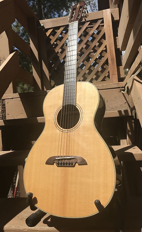 Alvarez AP70E Artist Parlor W/HS Case 2017 Natural | Reverb