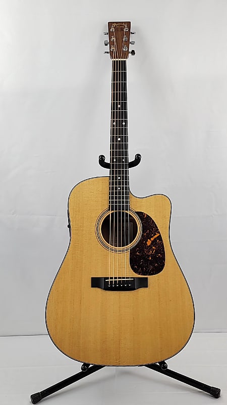 Martin & Company DC-16GTE Aoustic Electric Guitar Natural | Reverb