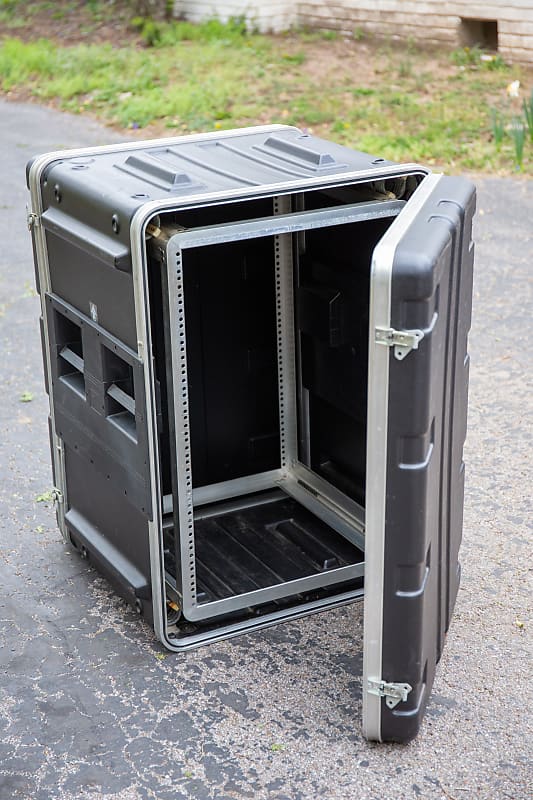 SKB 16U Rack, Deep, with Shockmount Suspension | Reverb