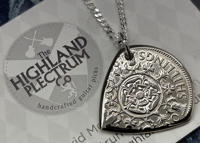 The Highland Plectrum Co. One (1) Queen Elizabeth Two | Reverb