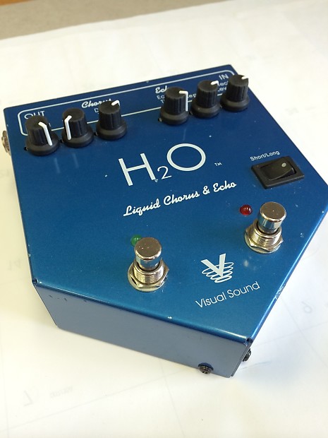 Visual Sound H20 Liquid Chorus & Delay | Reverb