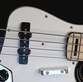 Hipshot 7T000C Chrome plated solid brass bass thumbrest | Reverb