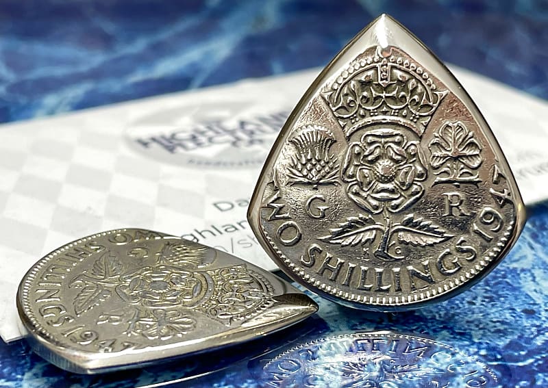 The Highland Plectrum Co. One King George Two Shillings | Reverb UK
