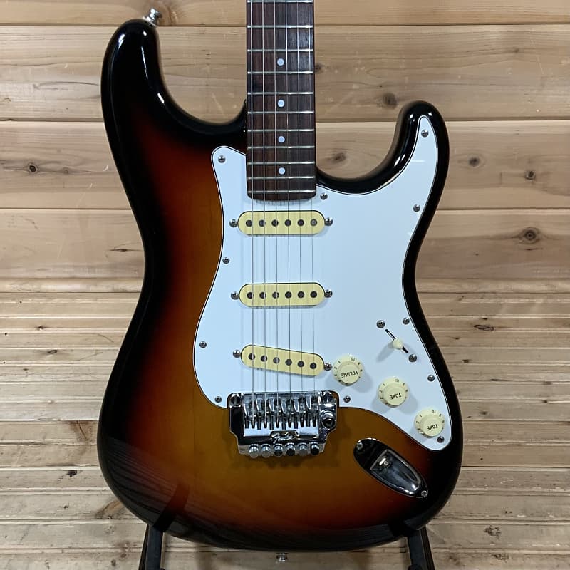 Fender 1985 Contemporary Strat MIJ Electric Guitar USED - | Reverb
