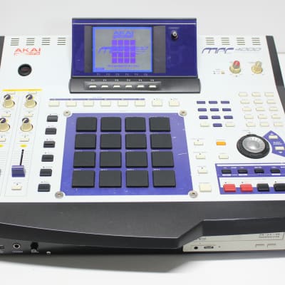 AKAI MPC 4000 CUSTOM "WOOD" STYLE IN LIKE A NEW CONDITION | Reverb