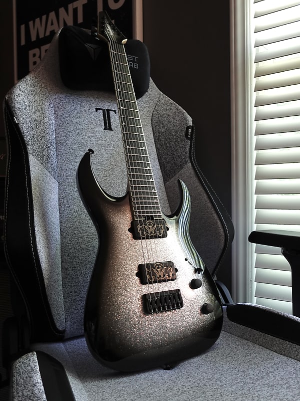 Jackson USA Juggernaut HT7 in Silverburst Sparkle w/ Etched | Reverb