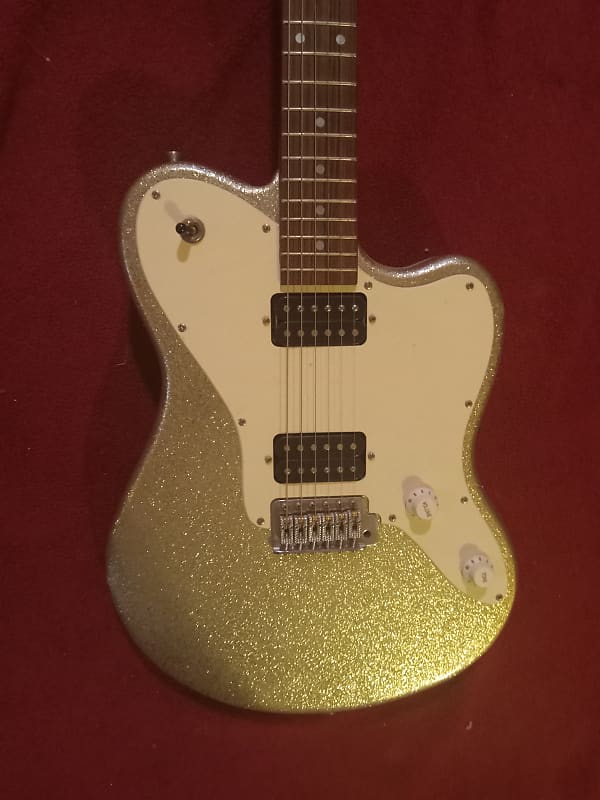 Fernandes Native - GOLD Sparkle Finish w/Soft Guitar Case | Reverb