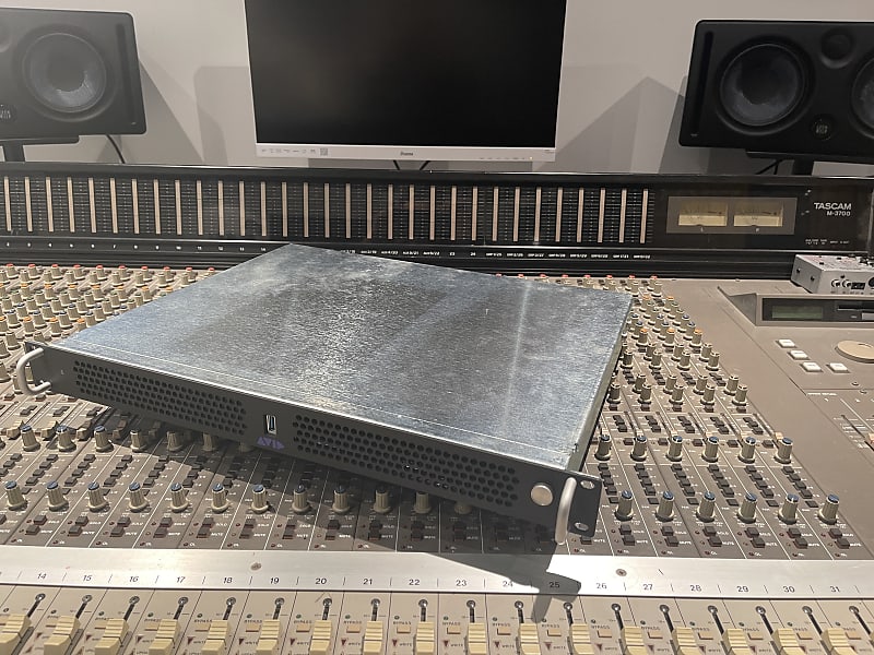 Avid Pro Tools HDX Thunderbolt 3 Rackmount Chassis | Reverb