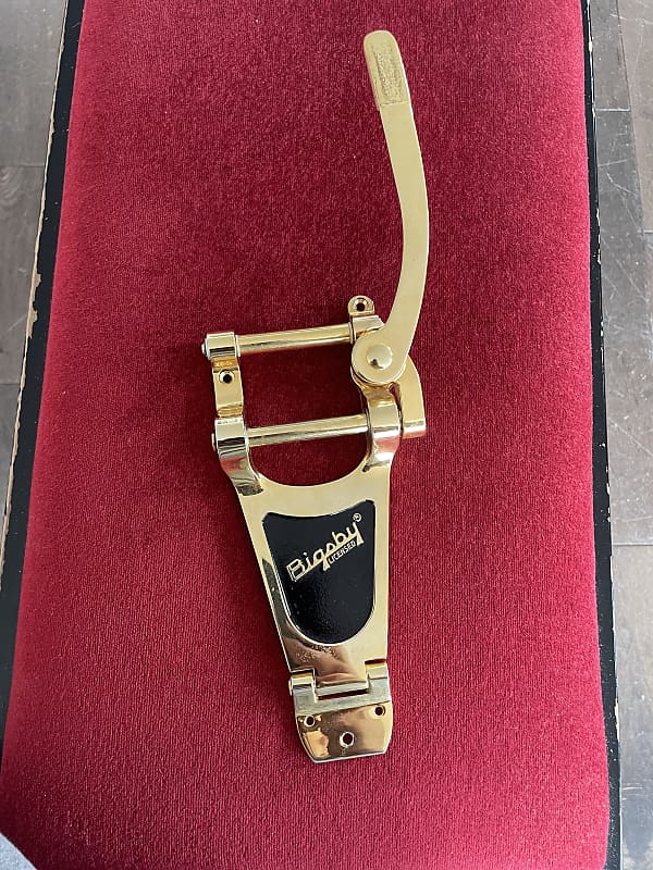 Bigsby B70 Vibrato Tailpiece in Gold | Reverb UK