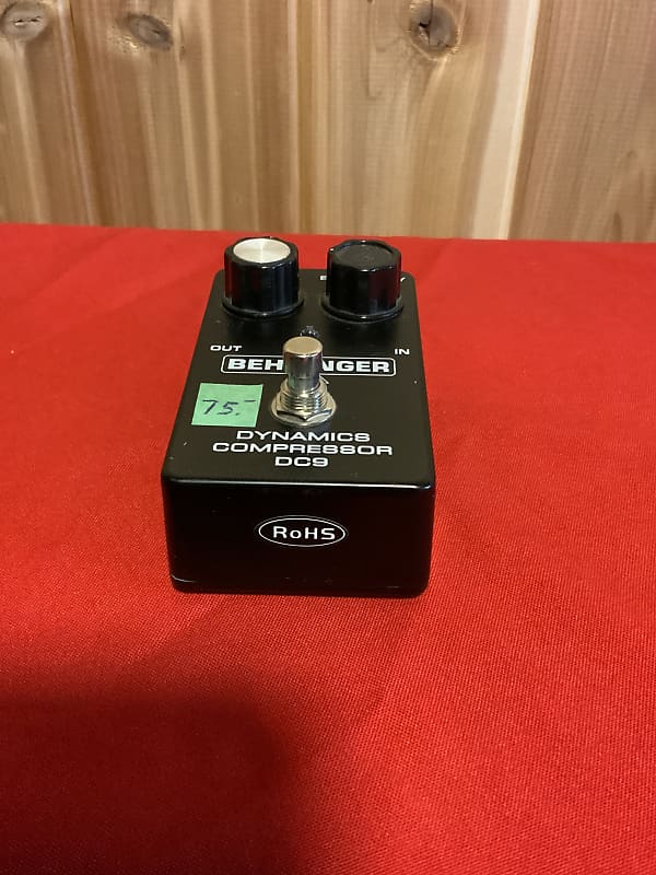 Behringer Dynamic Compressor DC-9 | Reverb
