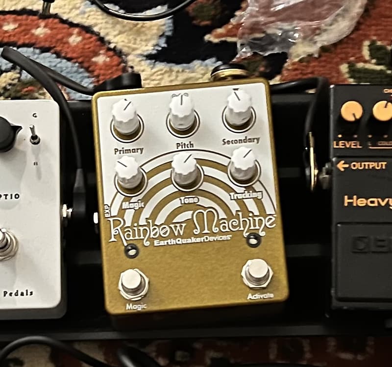 EarthQuaker Devices Rainbow Machine Polyphonic Pitch Shifting | Reverb