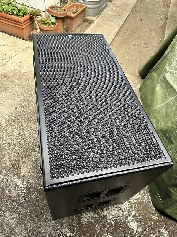 Meyer Sound 700-HP UltraHigh-Power Subwoofer | Reverb