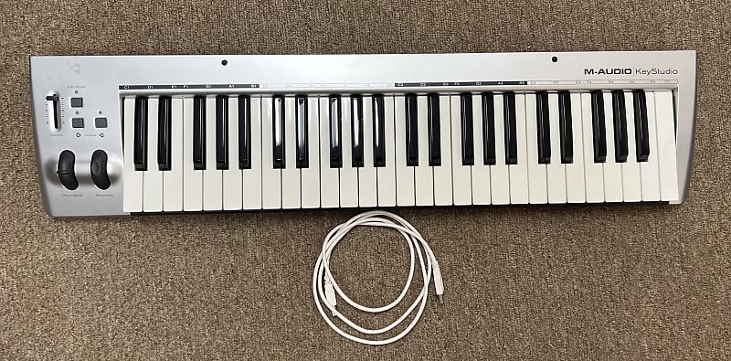 M-Audio KEYStudio | Reverb