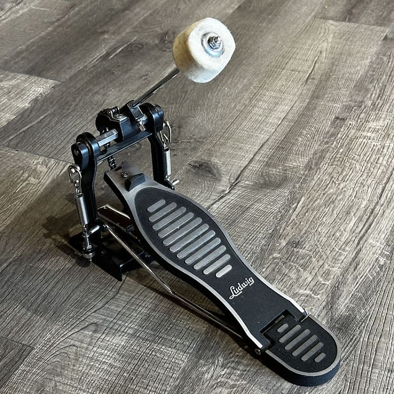 Used Ludwig 400 Single Chain Single Bass Drum Pedal - Fair | Reverb
