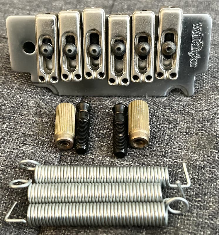 Wilkinson VS-50 Tremolo Satin Chrome | Reverb