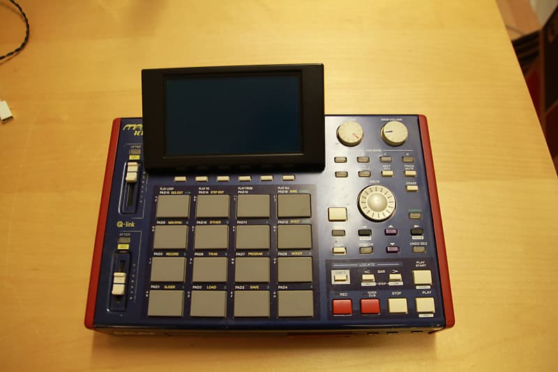 Akai MPC 1000 Extra Large Screen Blue | Reverb