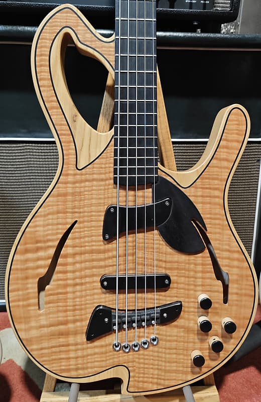 Jerzy Drozd Barcelona V Carles Benavent Signature | Reverb